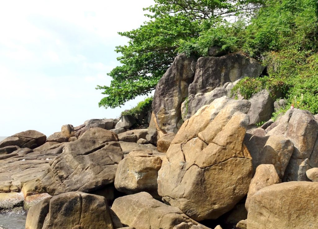 Khu du lịch Hòn Đá Bạc - Cà Mau