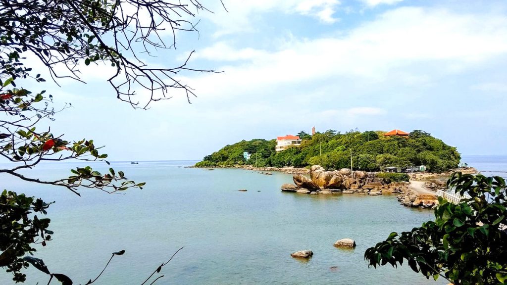 Khu du lịch Hòn Đá Bạc - Cà Mau